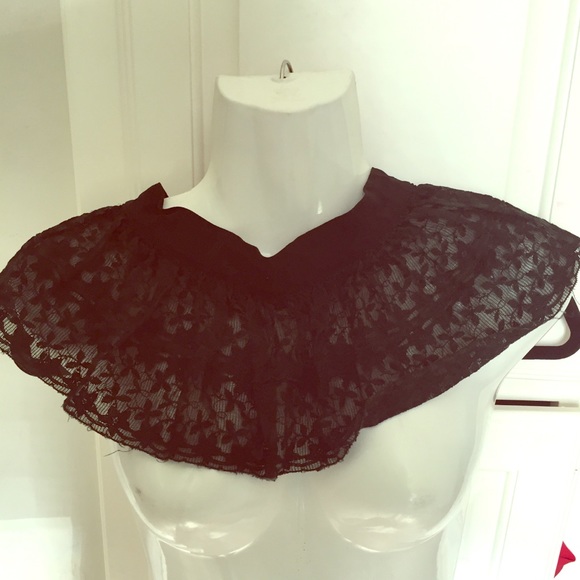 Accessories | Beautiful Vintage Fake Lace Collar Womens Dickey | Poshmark